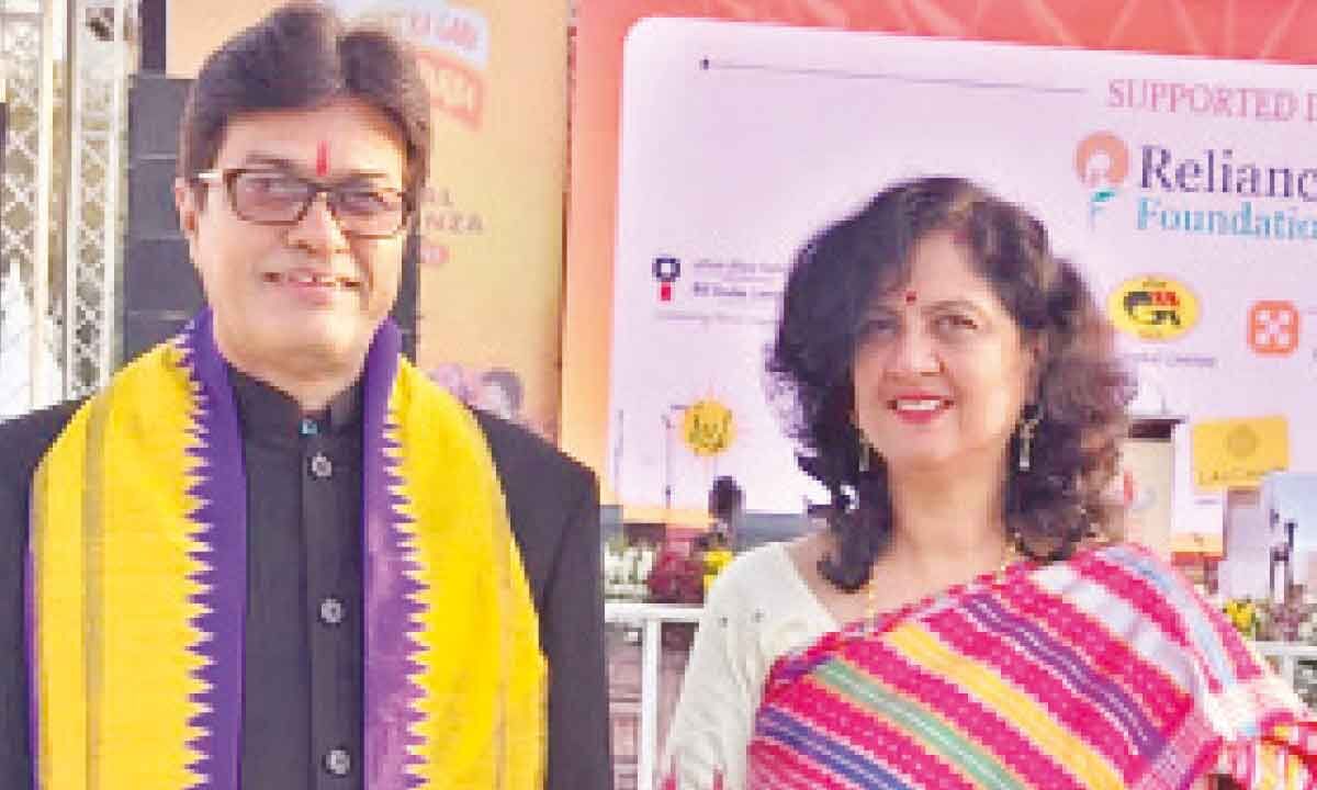 Berhampur: Hrushikesh and Sudipta make 'Berhampuri Patto' shine in Delhi