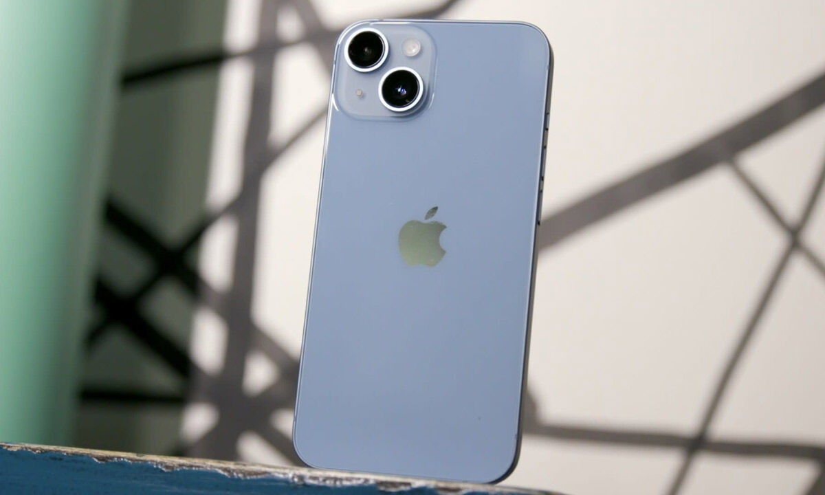 Buy iPhone 14 for just Rs 64,999 on Flipkart