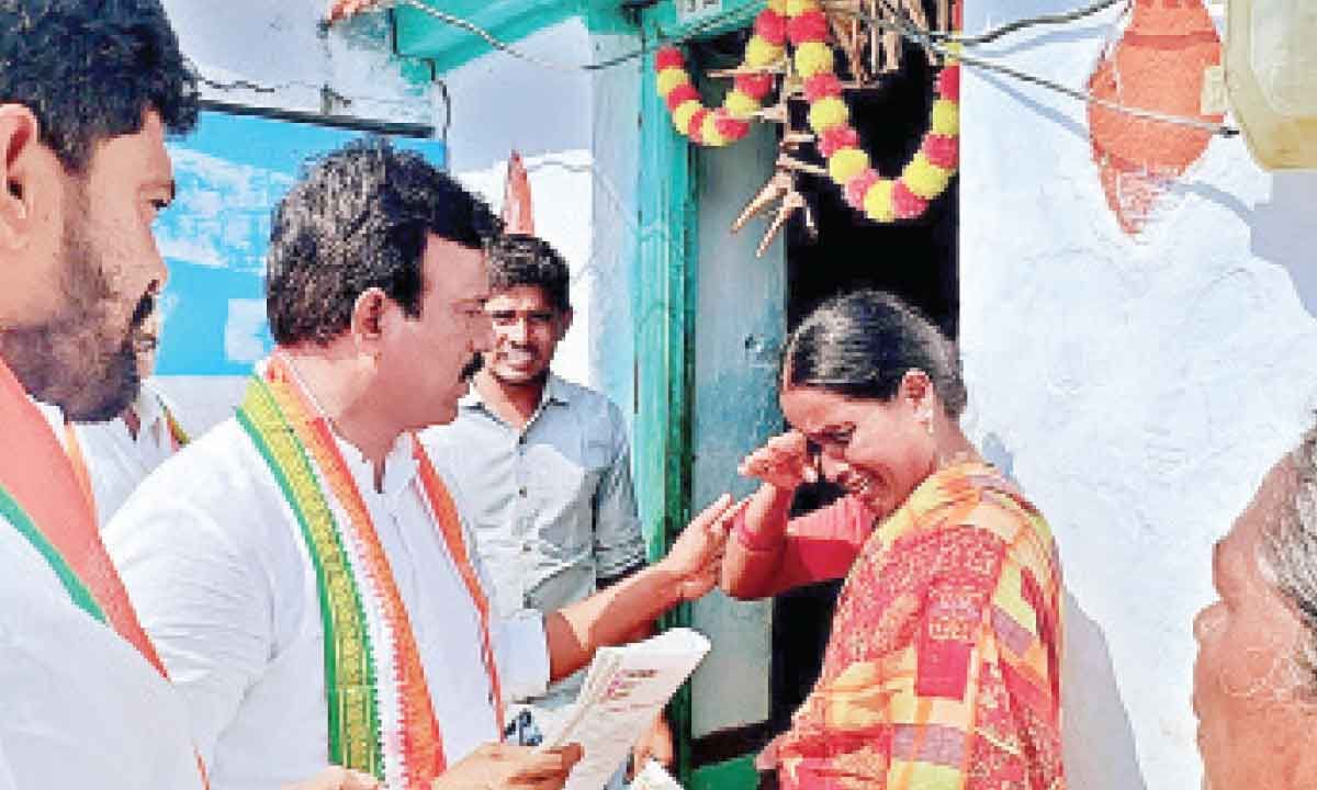 Devarkadra MLA Ala Venkateshwar Reddy hand in glove with sand mafia