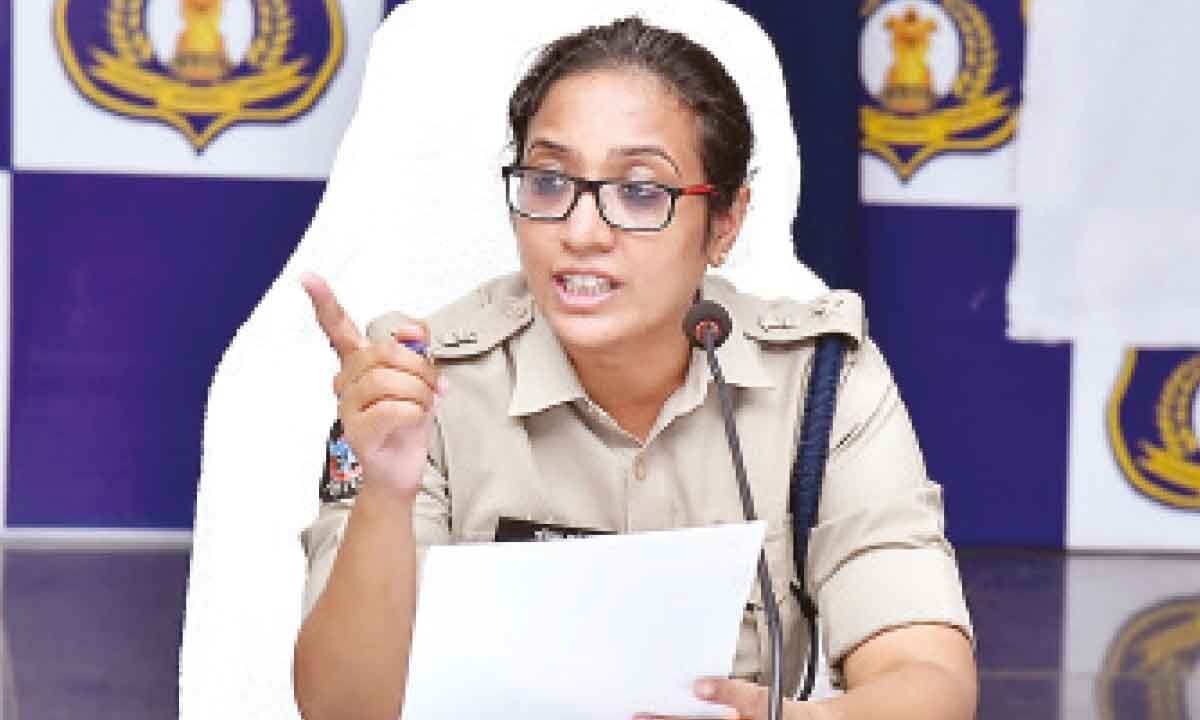 Police will be in forefront to resolve public issues: SP Malika Garg