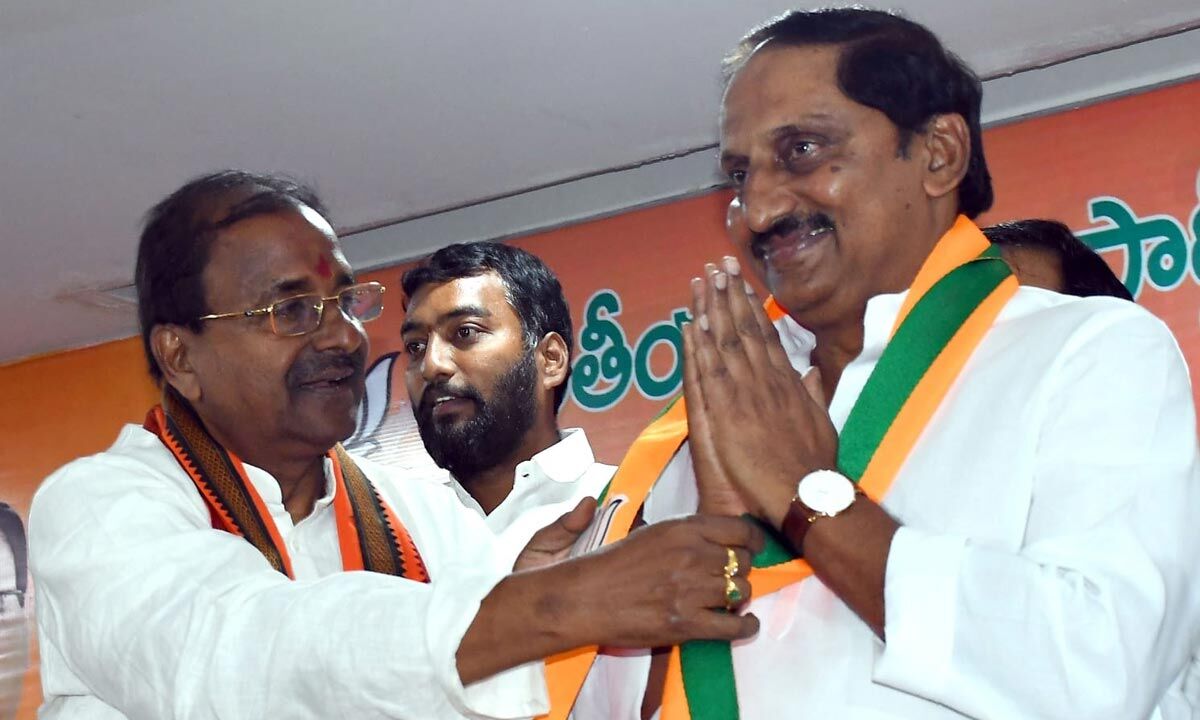 Kiran Kumar Reddy briefs media, says he would work hard to strengthen BJP