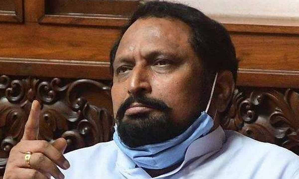 Belagavi: Former Dy Chief Minister rebels, upset at not bagging ticket