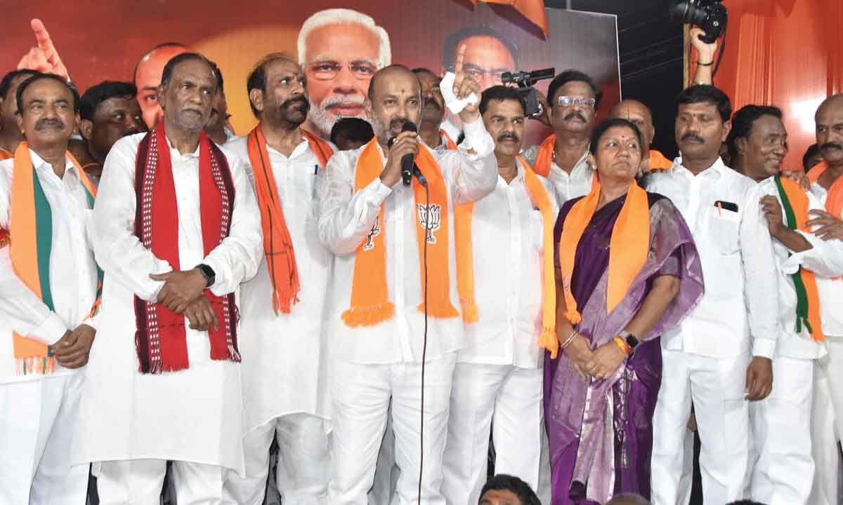 BJP's Nirudyoga March kicks off in Warangal