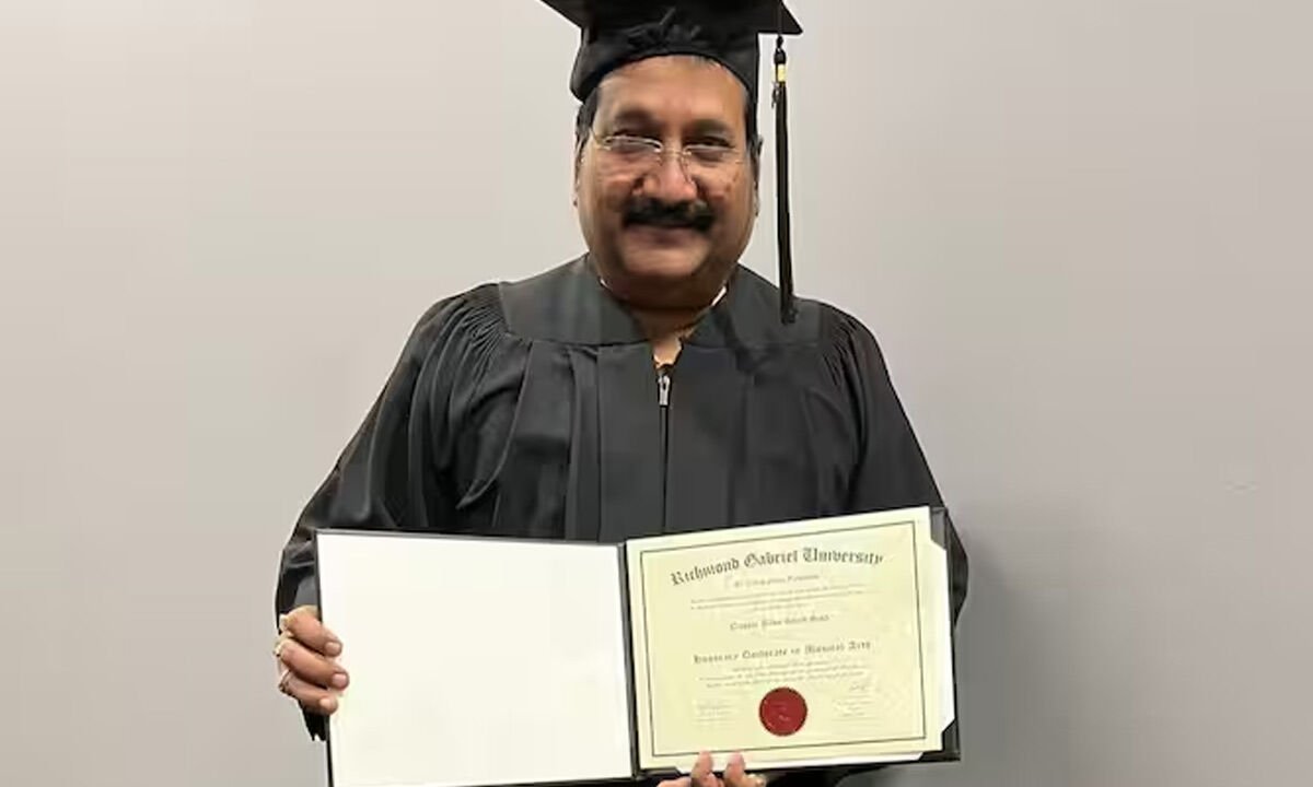 Richmond Gabriel University Bestowed Tollywood's Ace Singer Mano With ...