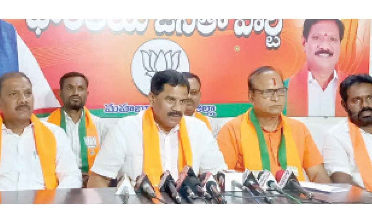 Mahbubnagar: Negligence of govt dashed hopes of 30 lakh youths says BJP ...