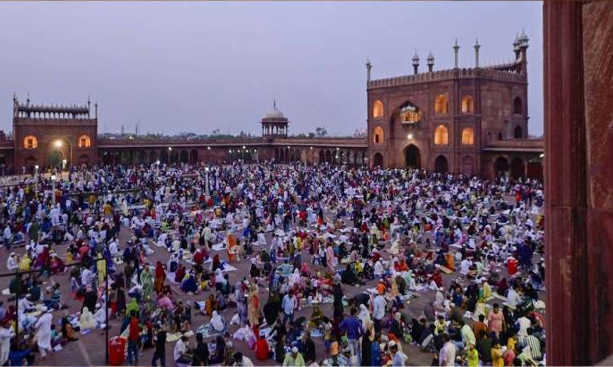PM Modi, Rahul Gandhi, Governor and CM KCR extend greetings on Eid-ul-Fitr