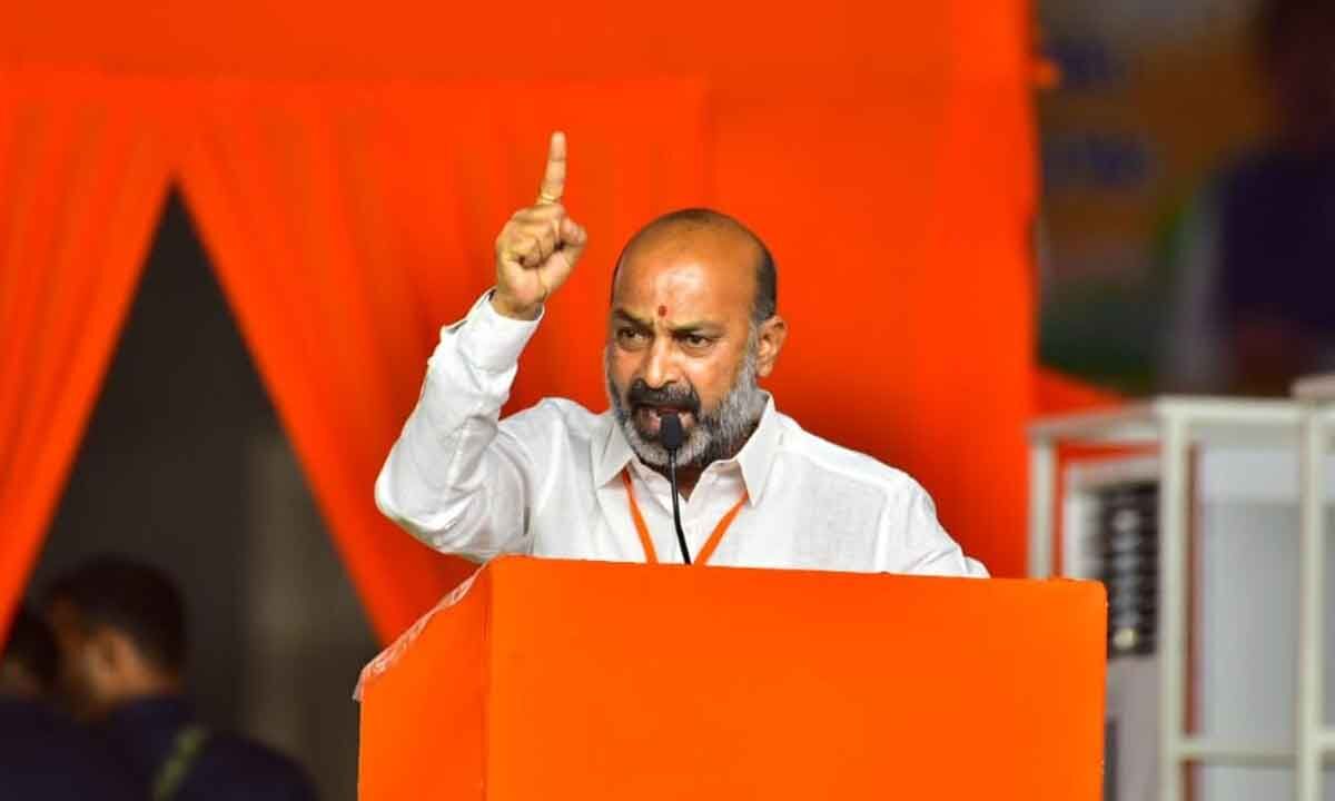 Rangareddy: Give opportunity to BJP to end Rakshas Raj says chief Bandi ...