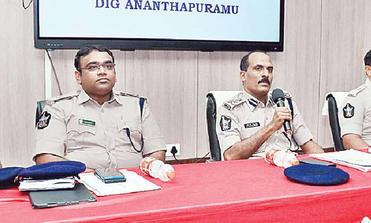 Tirupati police should be role models to others: DIG RN Ammi Reddy