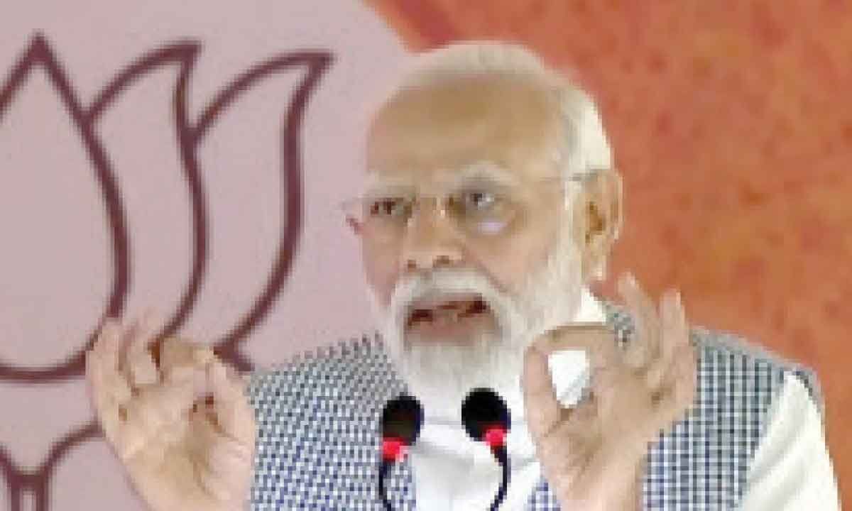 Bengaluru: PM Narendra Modi slams Congress, JD-S over ‘family politics’