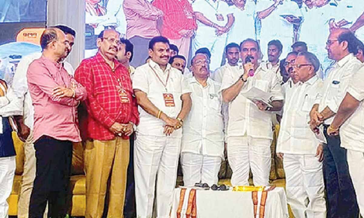Ongole: Newly elected body takes oath