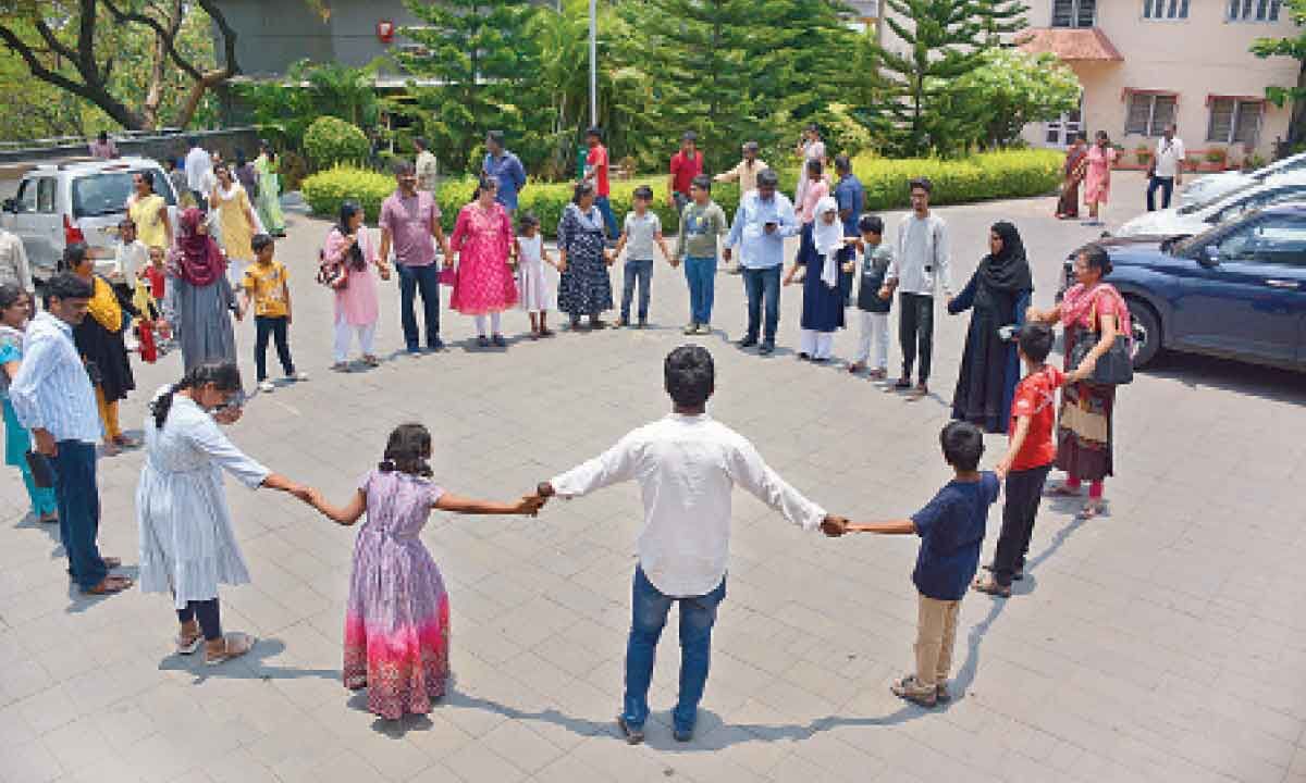 Hyderabad observes Zero Shadow Day