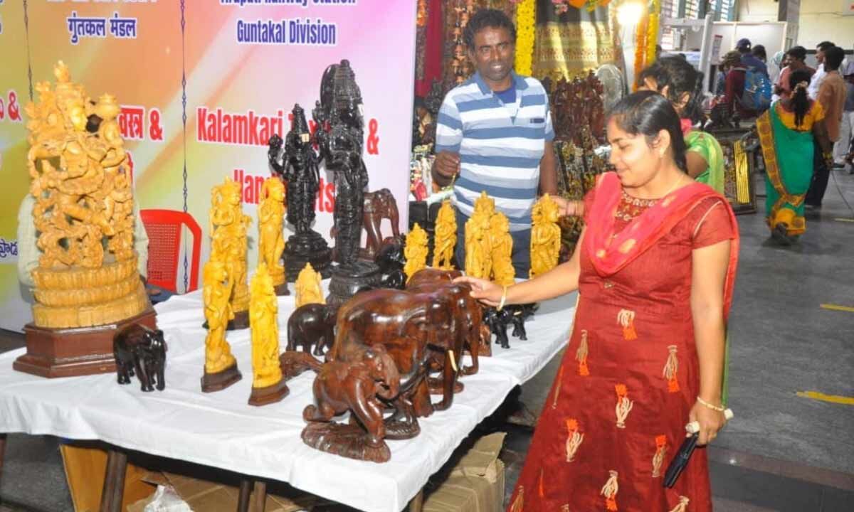 Vijayawada: ‘One Station One Product’ mission boon to local artisans