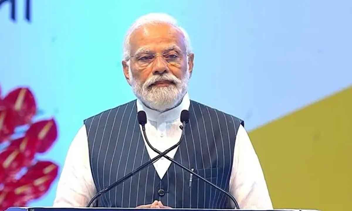 PM Modi pays tributes to Rajiv Gandhi on his death anniversary