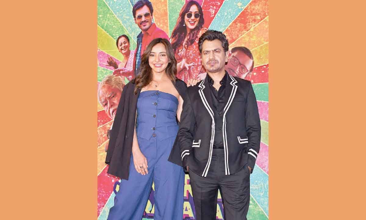 ‘Jogira Sara Ra Ra’ movie star cast Nawaz, Neha Sharma rocks in Hyderabad