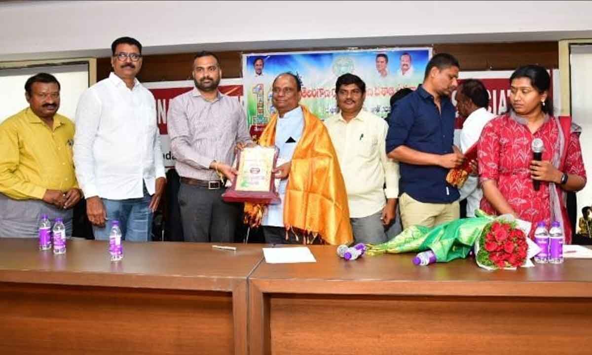Dalit Bandhu created 1,000 industrialists in Karimnagar: Collector RV ...