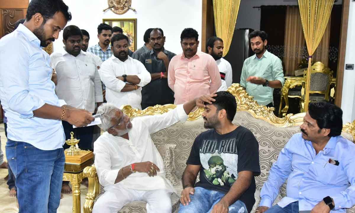 TTD Chairman visits MP's house