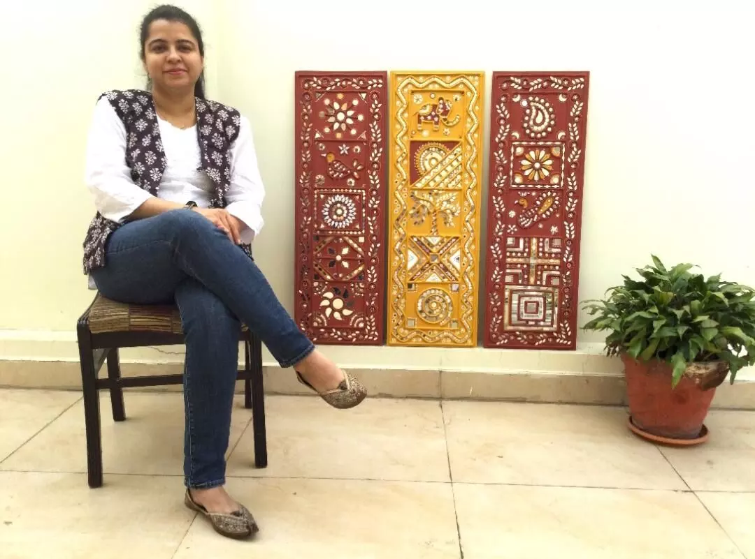 The Art of mud mirrors: A timeless tradition