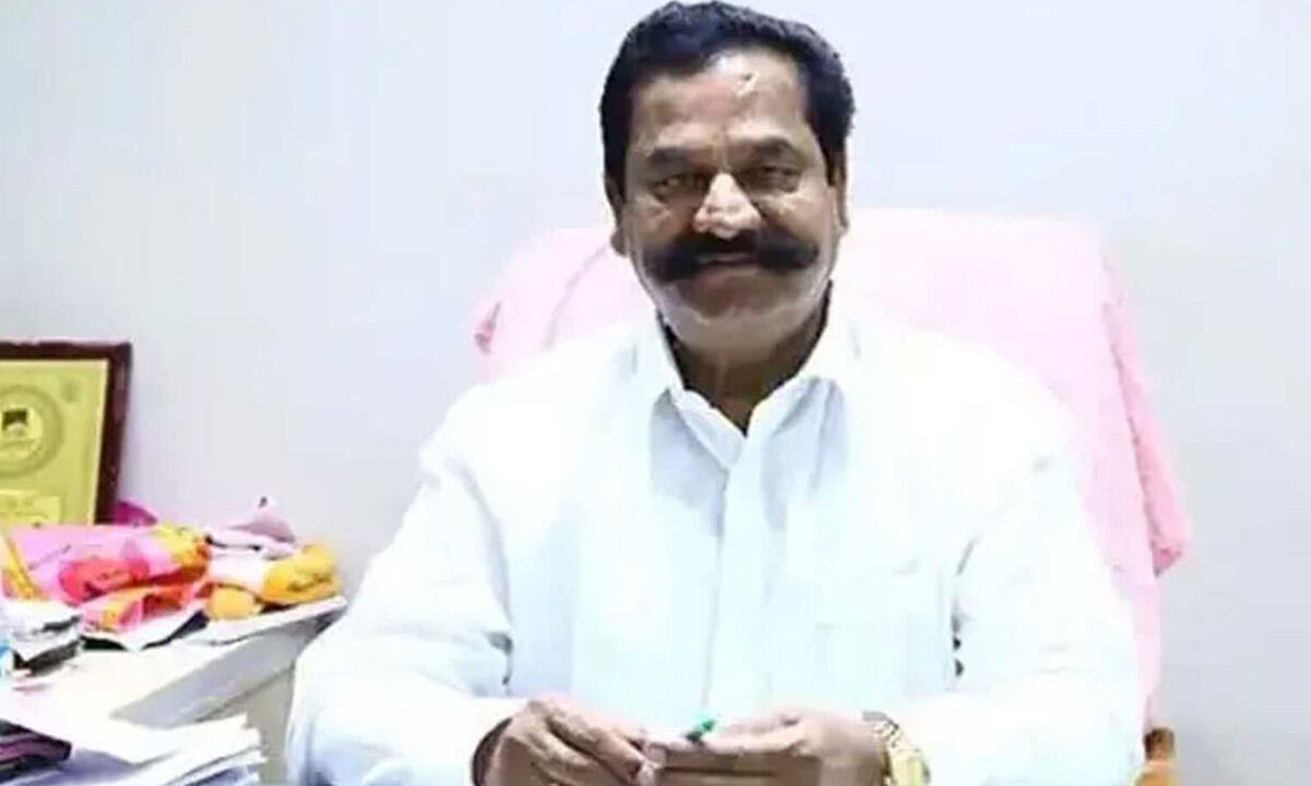 Teegala Krishna Reddy quits BRS, may join Congress