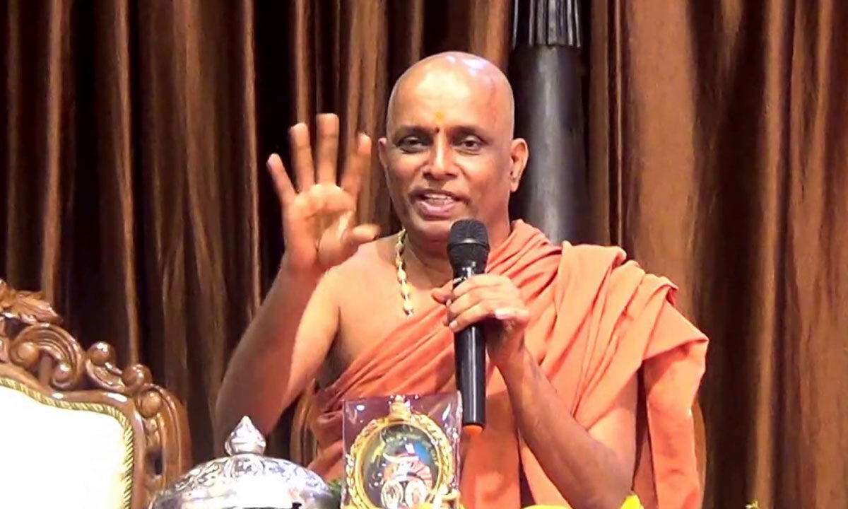 Swamijis warn government Shun anti Hindu steps-or else