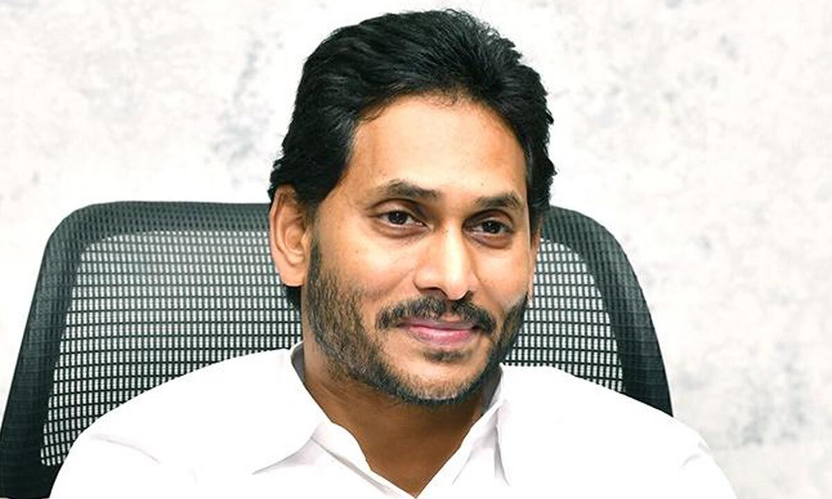 YS Jagan reviews on Housing Dept. asks to expedite house construction works