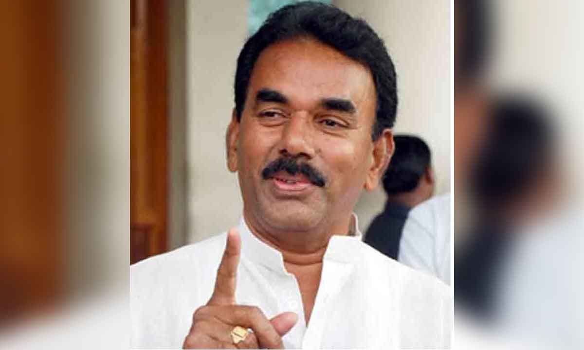 Priyanka’s busy schedule puts off Julpally’s ghar wapsi