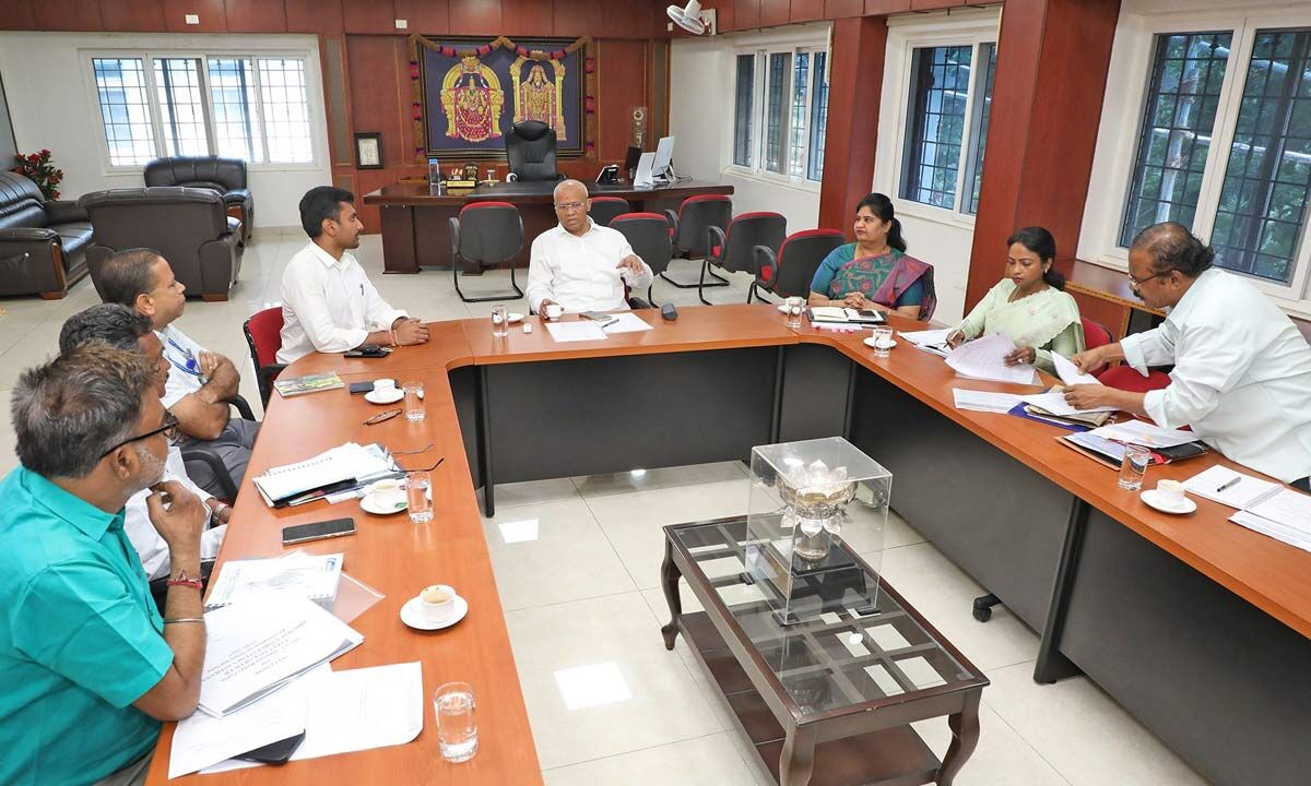 Complete Srinivasa Sethu works by Aug 5, TTD EO tells officials