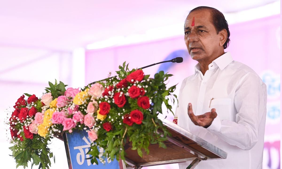 KCR demands Bharat Ratna for eminent poet Annabhau Sathe
