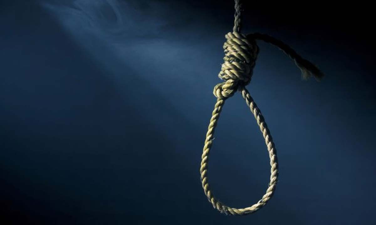 Yadadri-Bhongir: Man found hanging in an agricultural field