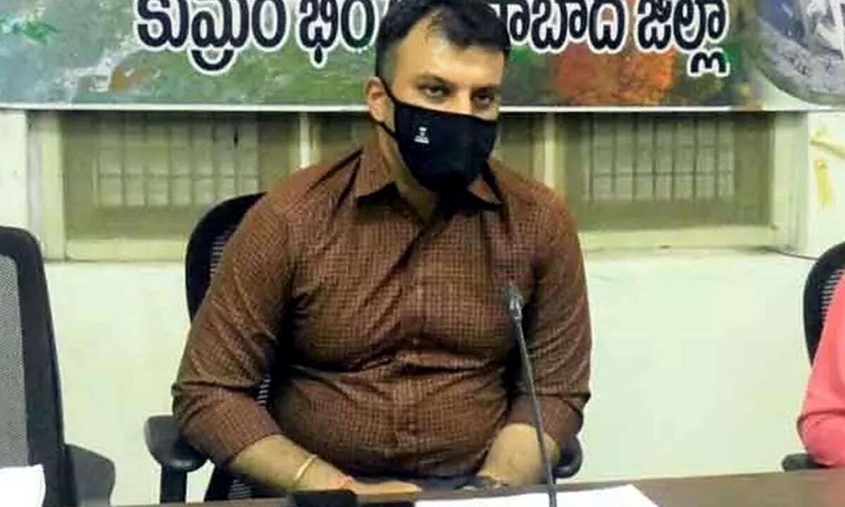 Senior IAS officials lodged complaint against wife in Hyd