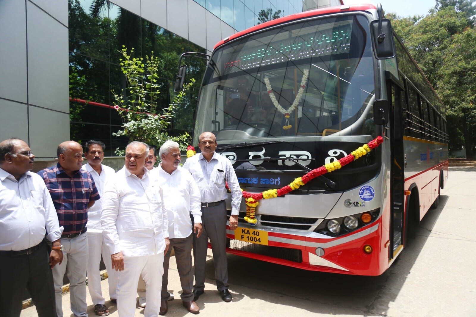 Transport Minister inspects proposed KSRTC Point-to-point vehicle