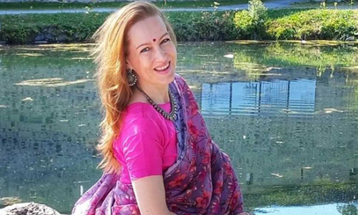 German actress Suzanne Bernert explores Hyderabad's temples