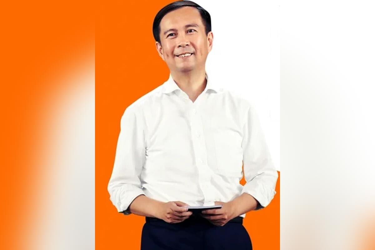 Ex-Alibaba CEO Daniel Zhang quits as cloud division head, stock slips