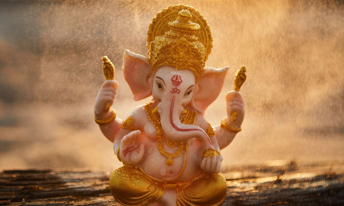 Ganesh Chaturthi 2023: Know Mantras to Chant According to Your Zodiac Sign