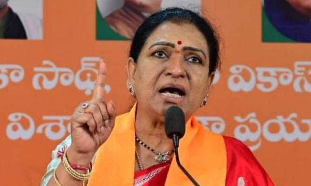 Palamuru Rangareddy project bogus project: DK Aruna