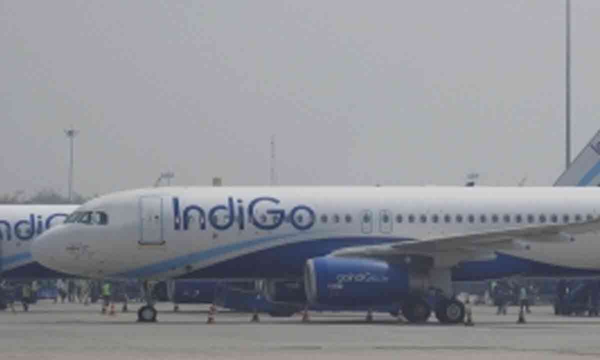 Late arrival for boarding sparks heated exchange between passengers ...