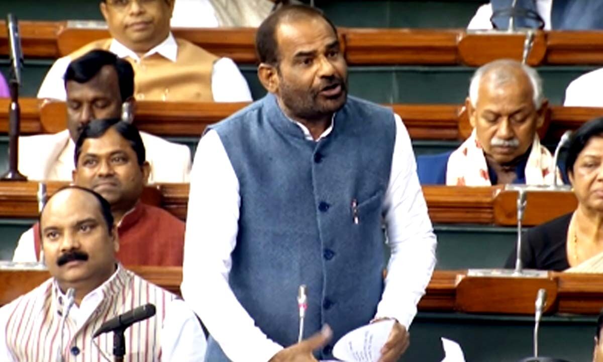 BJP issues showcause notice to Bidhuri for abusing Danish Ali