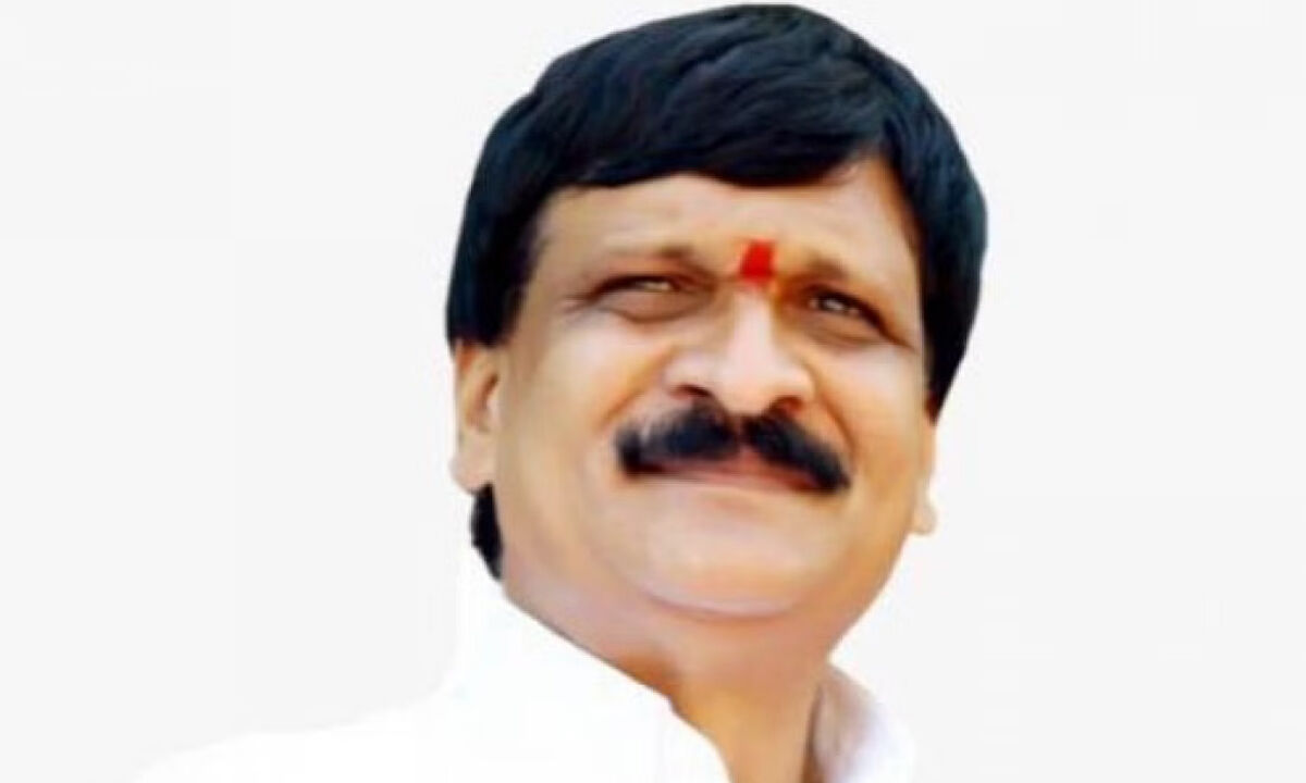 BRS MLA M Hanumantha Rao quit party