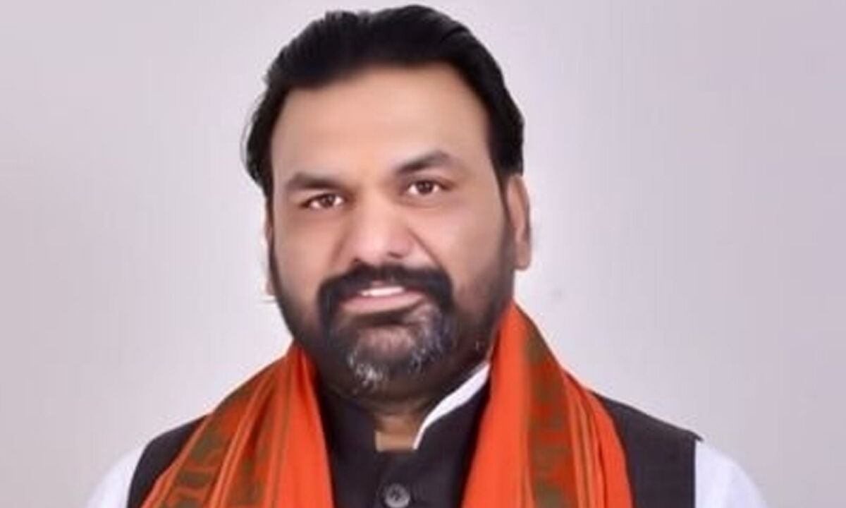 Lalu gave reservation to his family members through caste survey of ...