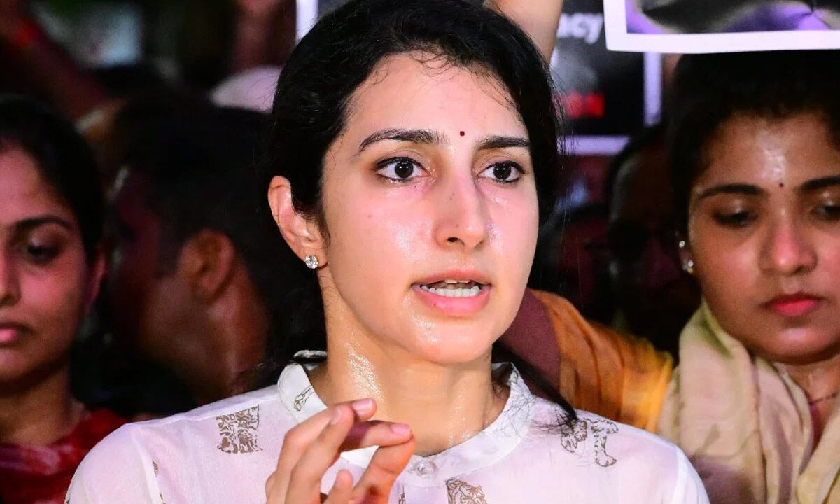 Nara Brahmani call TDP cadre to participate in Nyayaniki Sankellu program