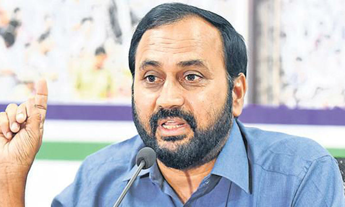 Onus on Naidu to prove his innocence, says Alla Rama Krishna Reddy