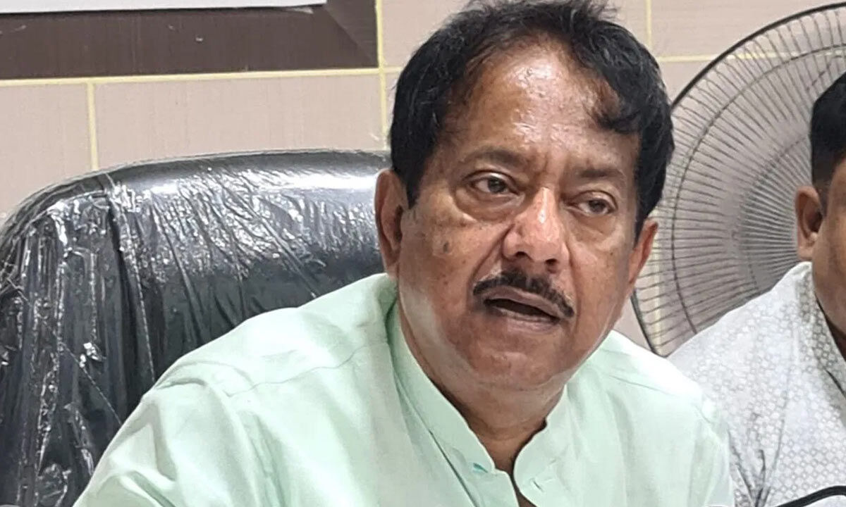 Political slugfest erupts in Bengal over arrest of minister Jyotipriya ...