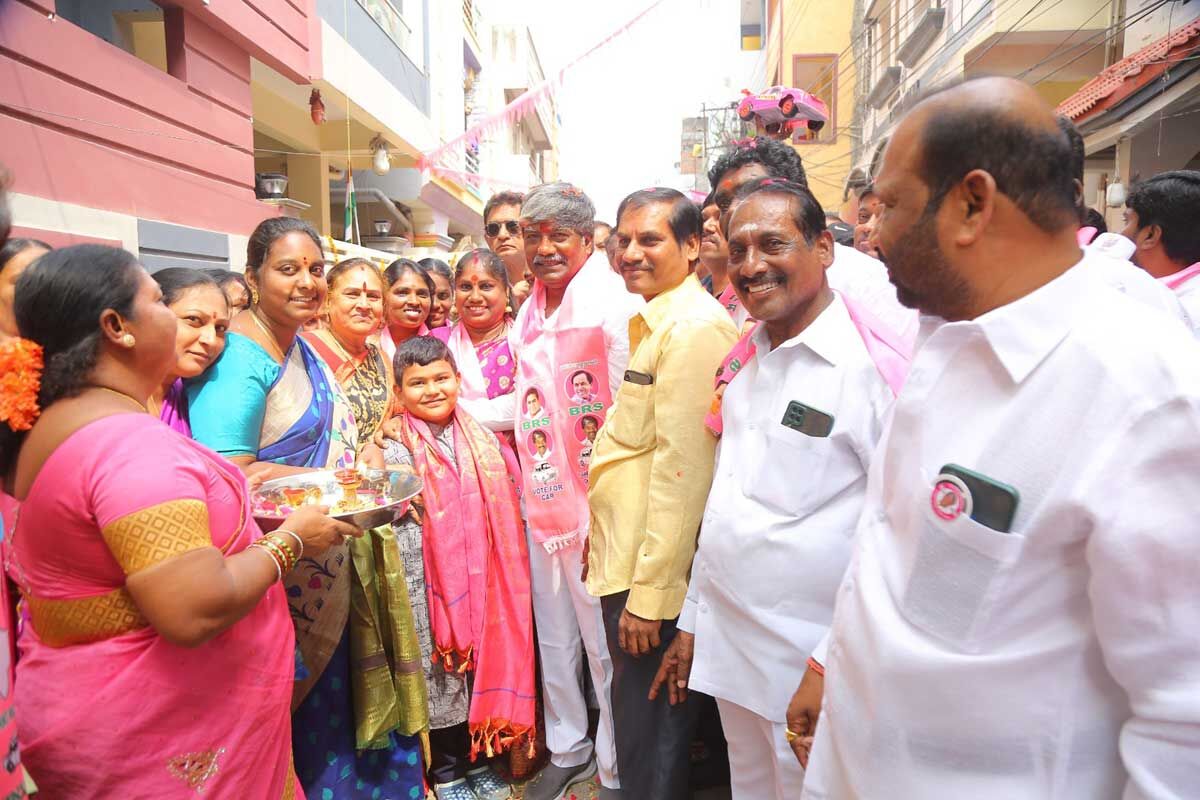 Padma Rao holds padayatra in Secunderabad constituency
