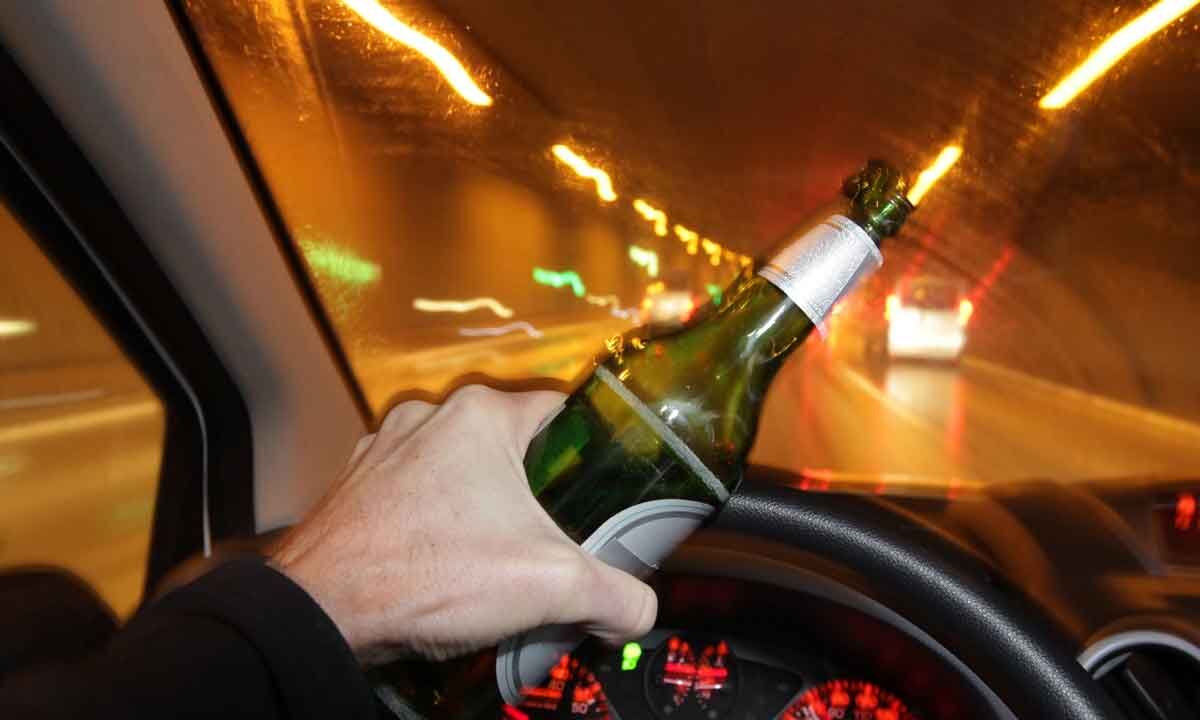 Drunk driver injures four pedestrians in south Delhi