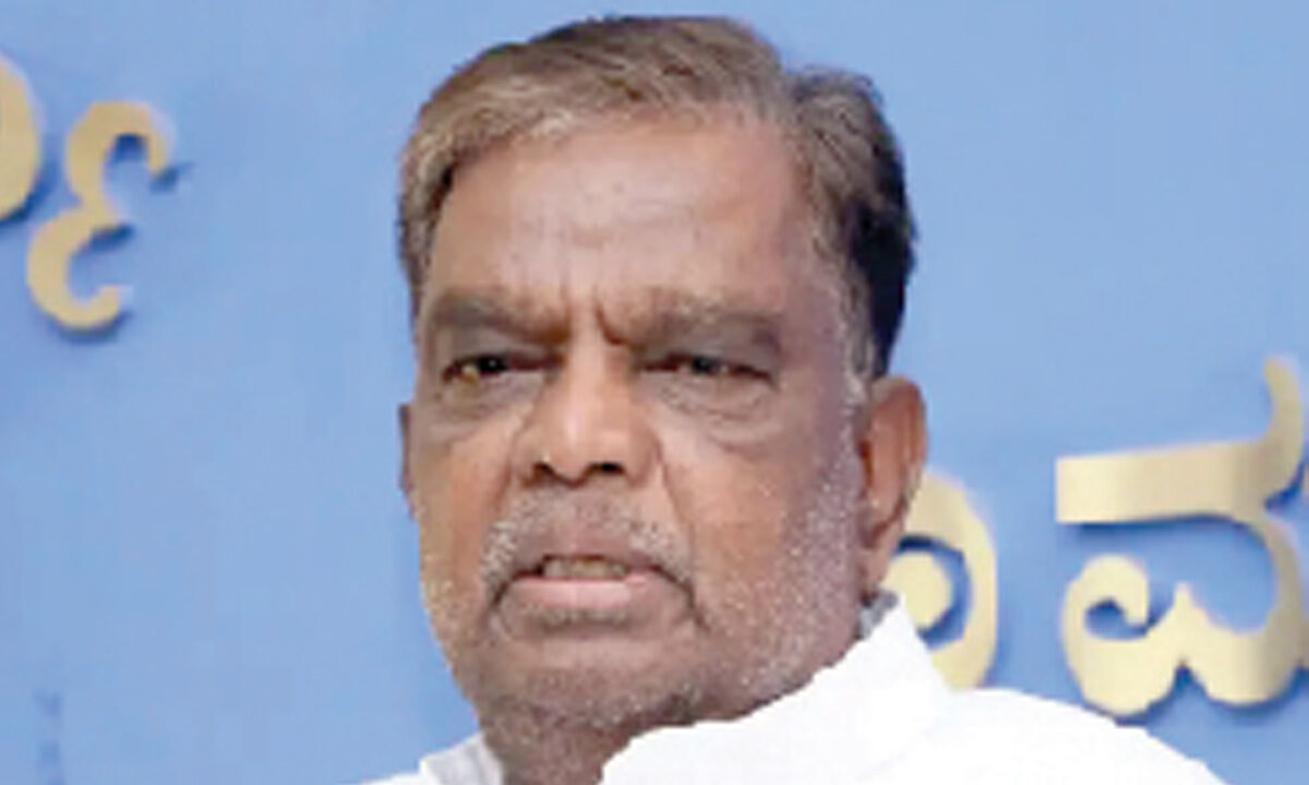 Chamarajanagara MP announces electoral retirement