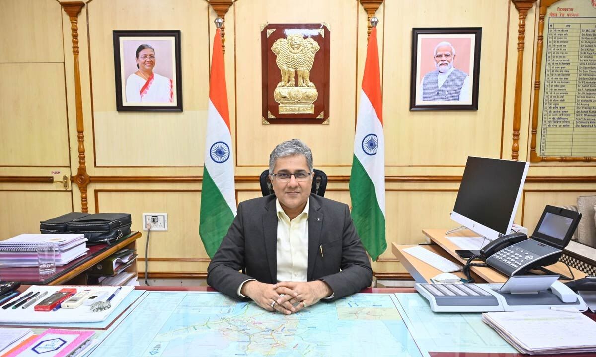 Vijayawada railway division bags GM’s Efficiency Shield