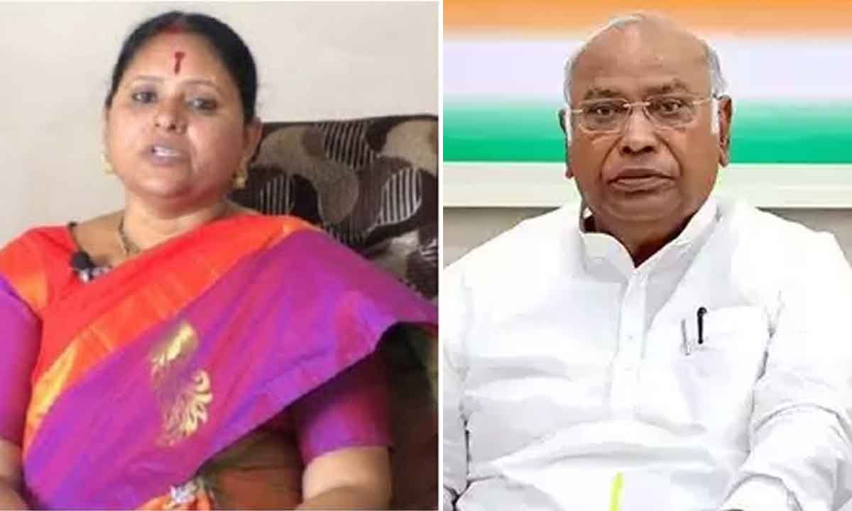 TS BJP Mahila Morcha chief demands Kharge’s resignation