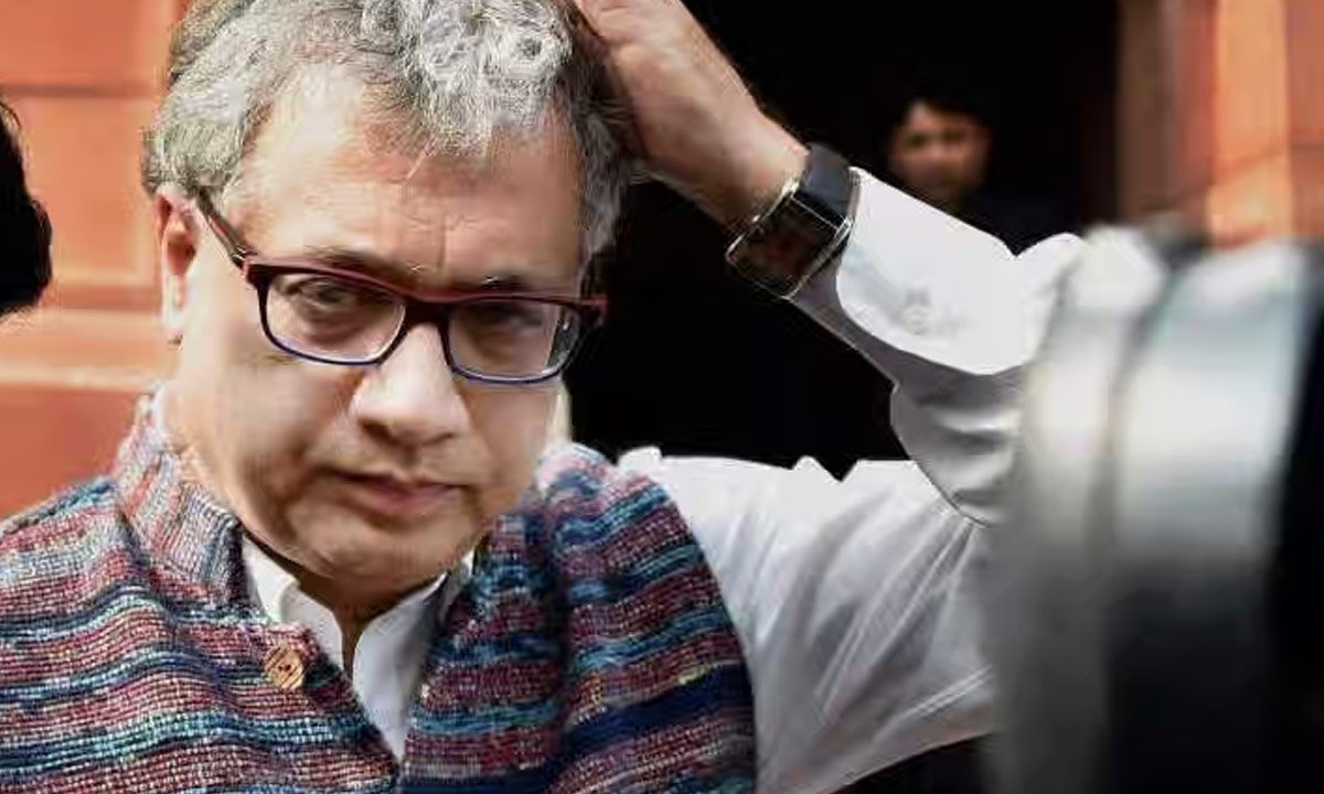 DMK Leader SR Parthiban Wrongly Suspended Amidst Opposition MPs ...