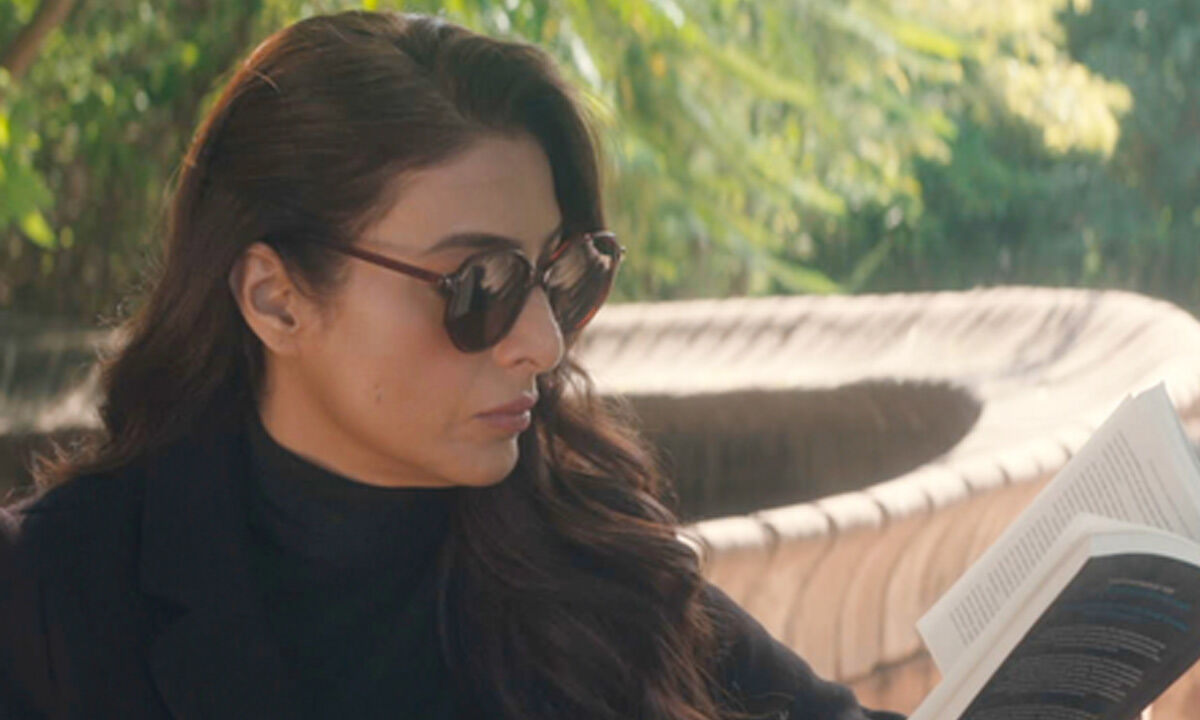 Tabu shares picture from house party, calls Farah Khan ‘the saviour’