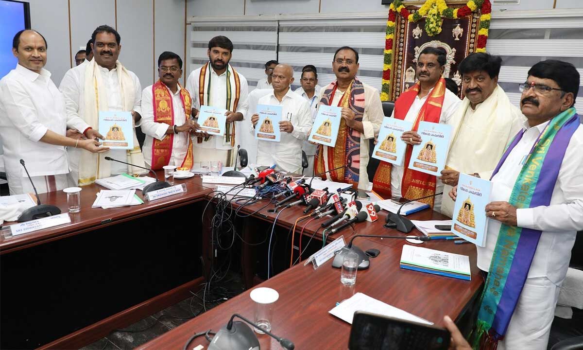 TTD releases Govinda Koti books, calendars of different temples