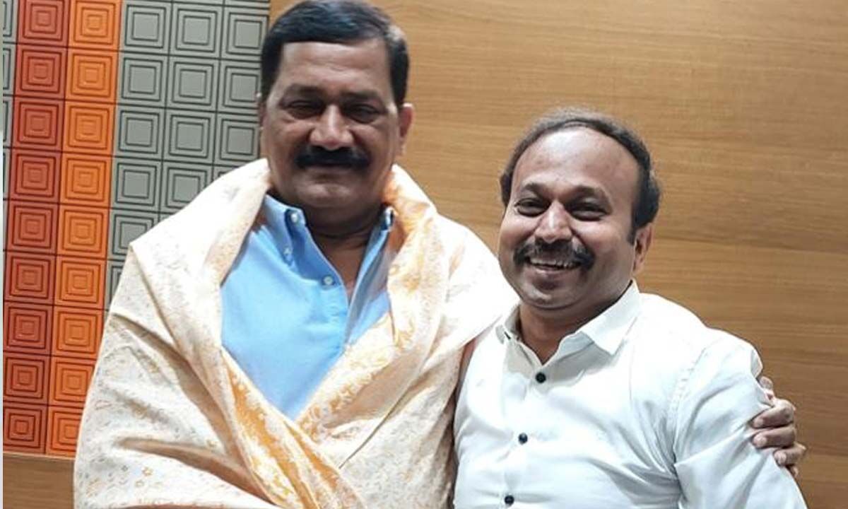 Dadi Veerabhadra Rao son meets Ganta Srinivas Rao